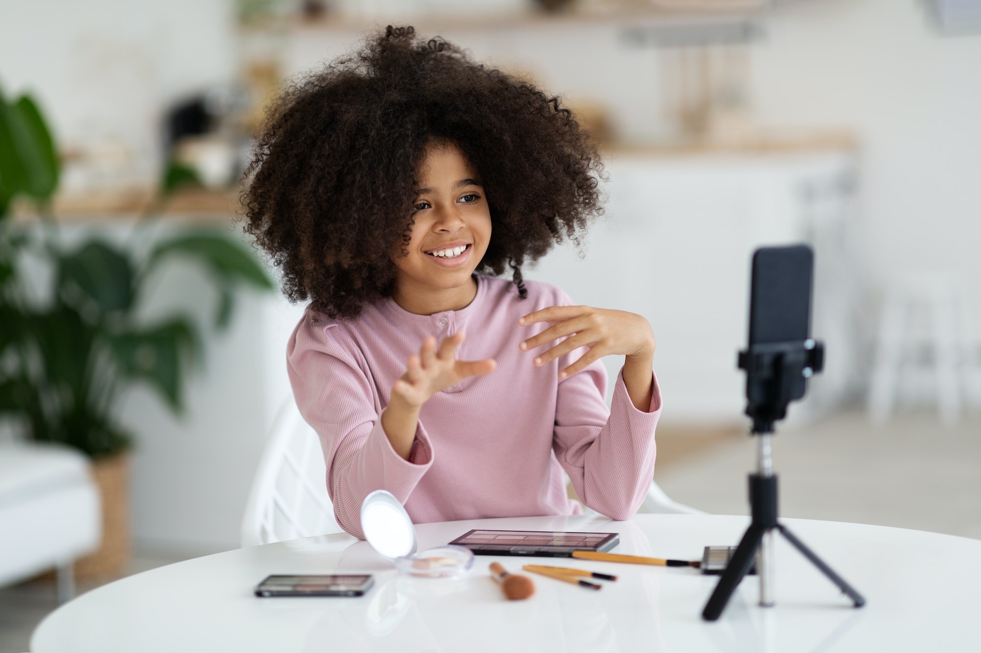 New Texas law gives parents control over childrens' online activity | Digital Watch Observatory