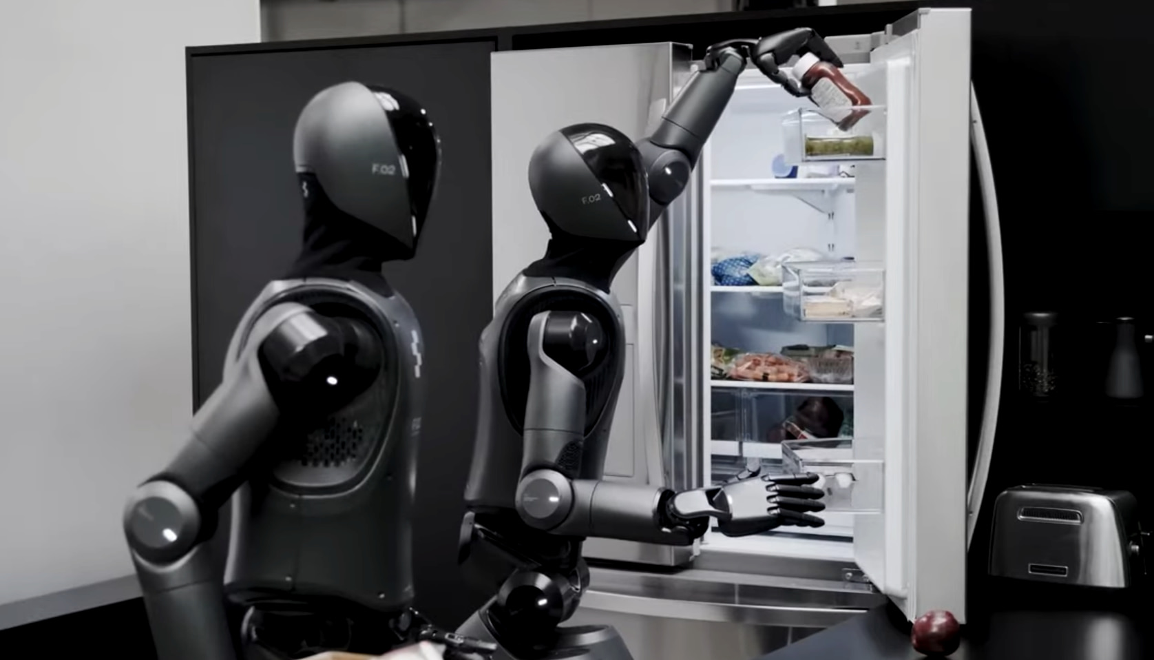 New AI-powered humanoid robots from Figure demonstrate teamwork ...